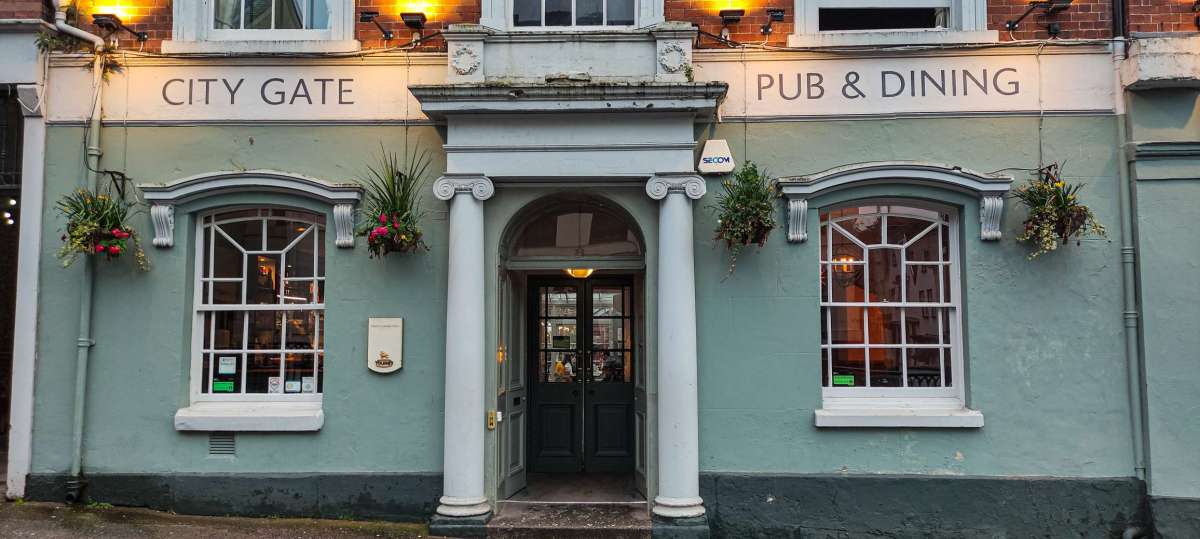The City Gate Hotel, Iron Bridge, Exeter – Dining Devon